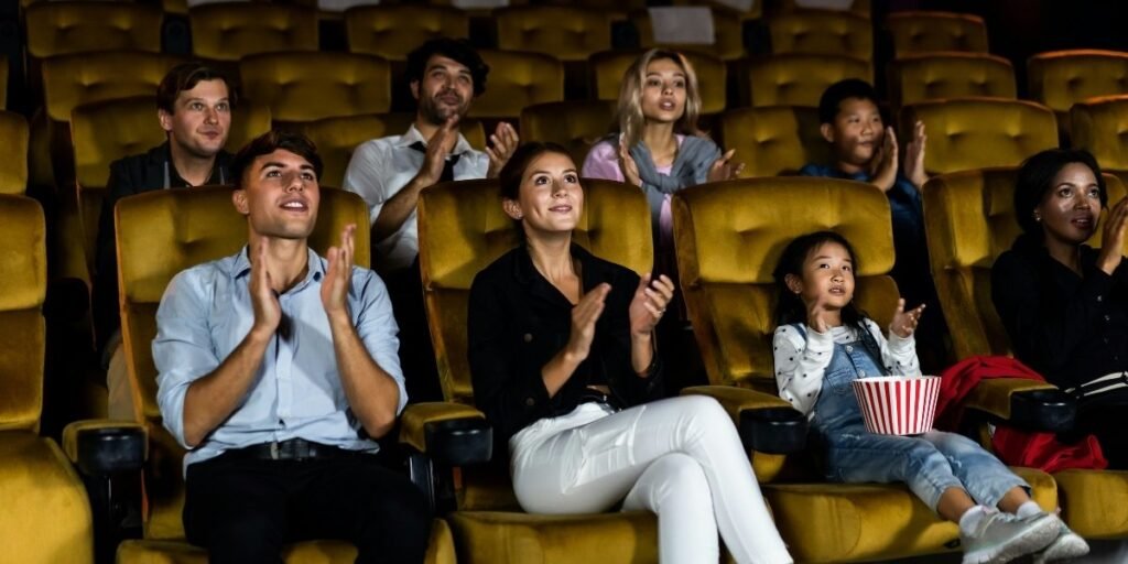 Recliners & Roaring Sound: Theaters' High-Tech Bet on Movie Lovers ...